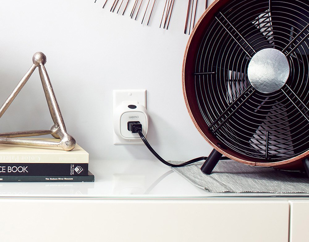 Hacking smart plugs to enter business networks - Help Net Security