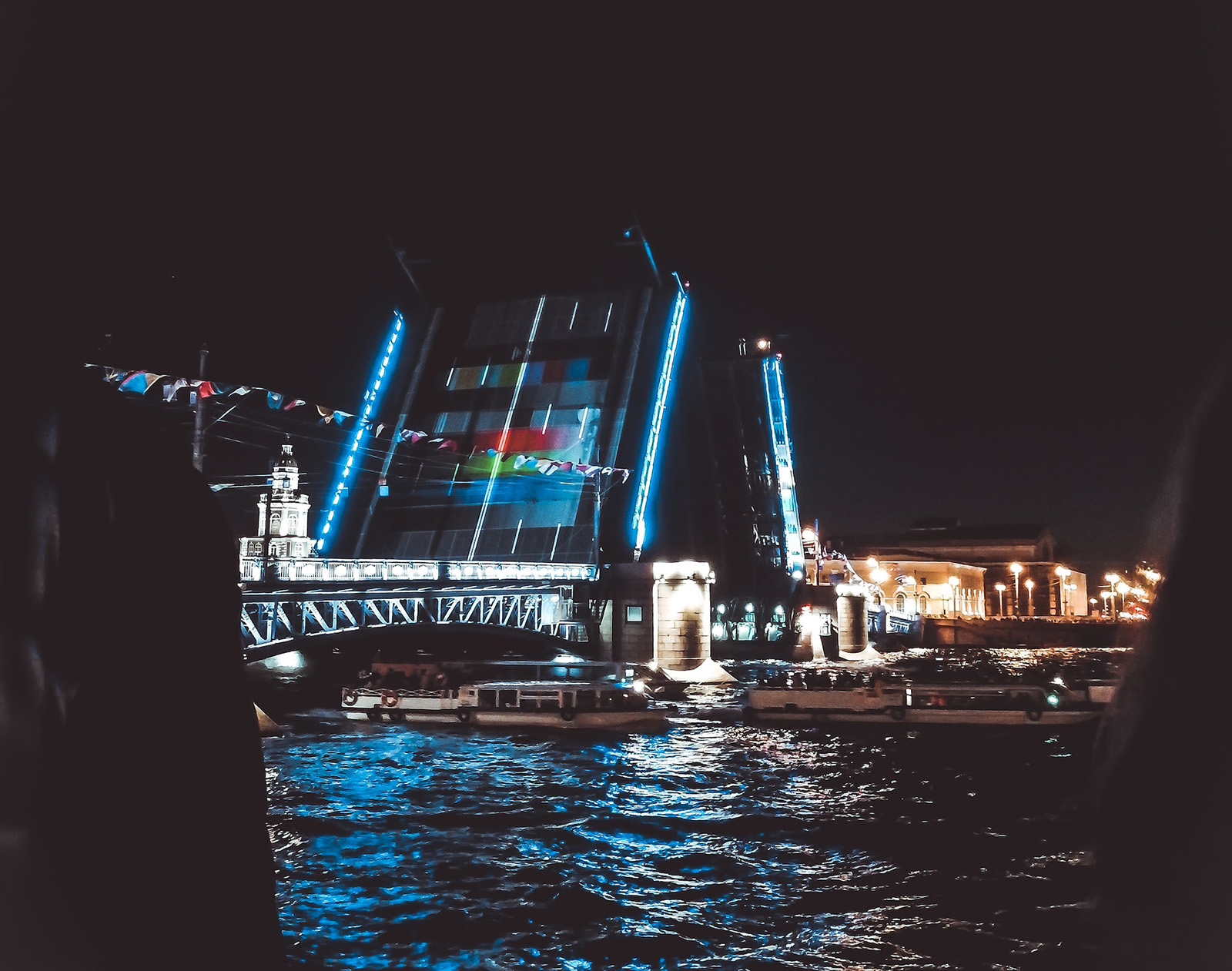 How hackers can cause physical damage to bridges - Help Net Security